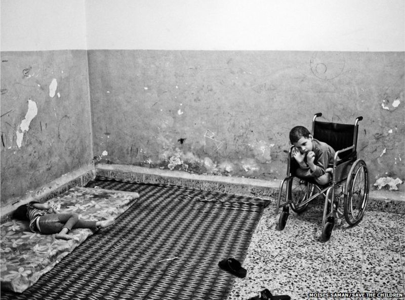 In pictures: Refugee children in Lebanon - BBC News