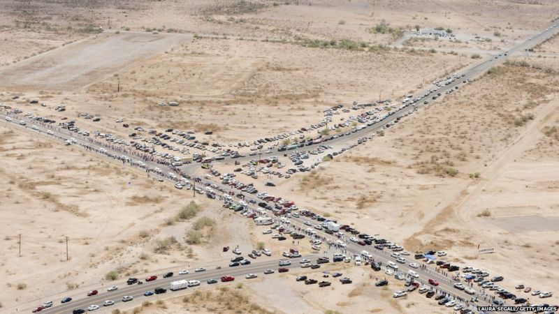 Day in pictures: 8 July 2013 - BBC News