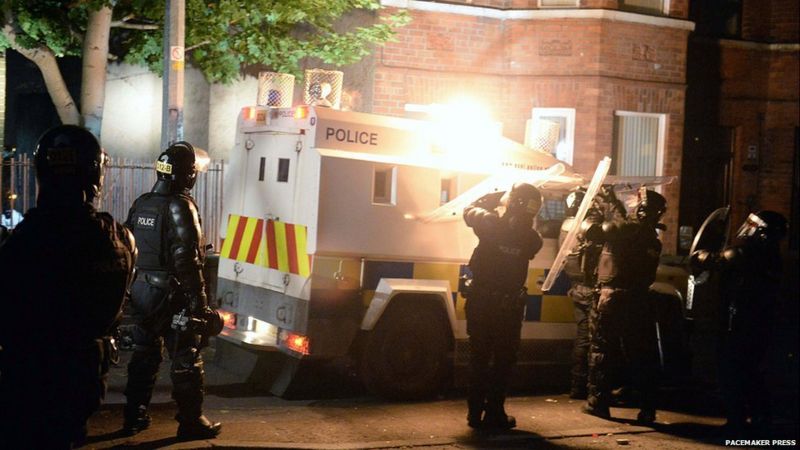 In pictures: Rioting in north Belfast follows 12 July parades - BBC News