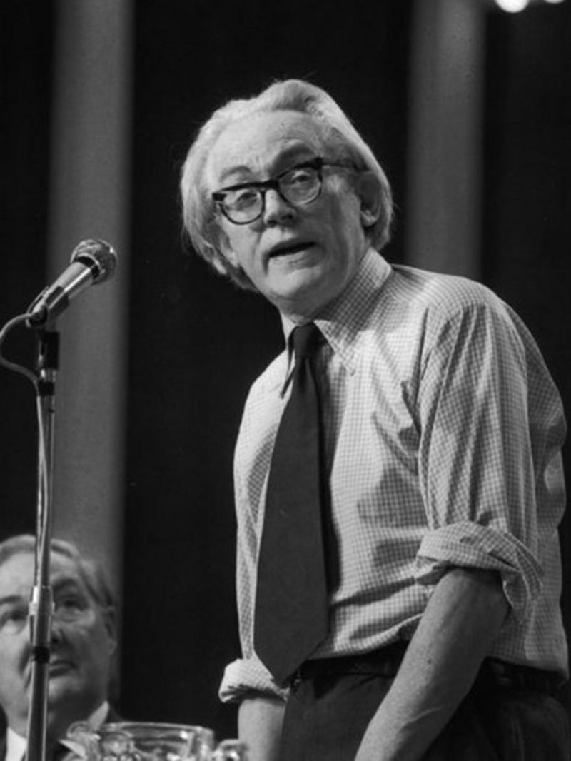 In pictures: Centenary of Michael Foot's birth - BBC News