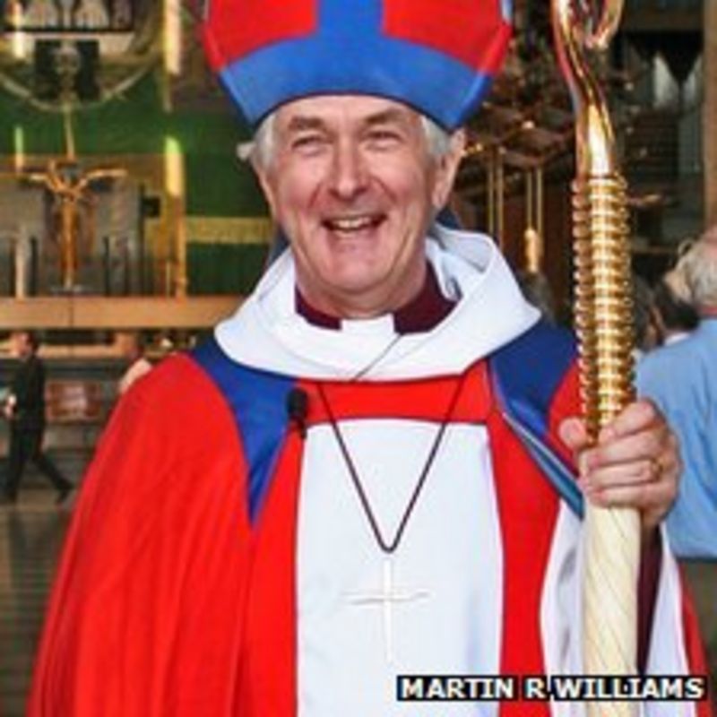 Ex-Coventry Bishop Right Reverend Colin Bennetts funeral - BBC News