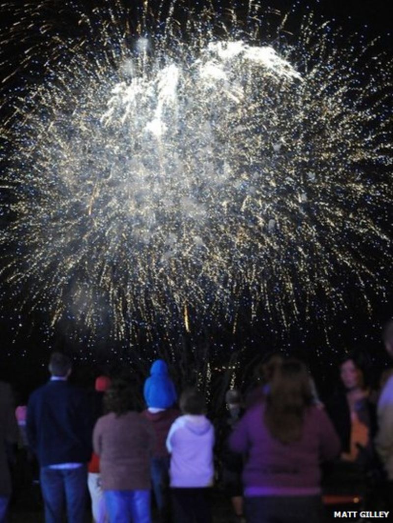 In Pictures: British Firework Championships - BBC News