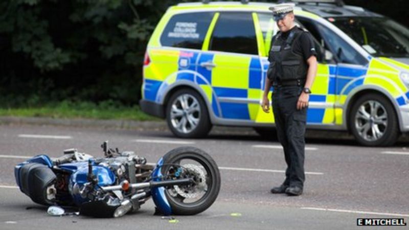 Woman arrested after motorcyclist dies in Climping crash - BBC News