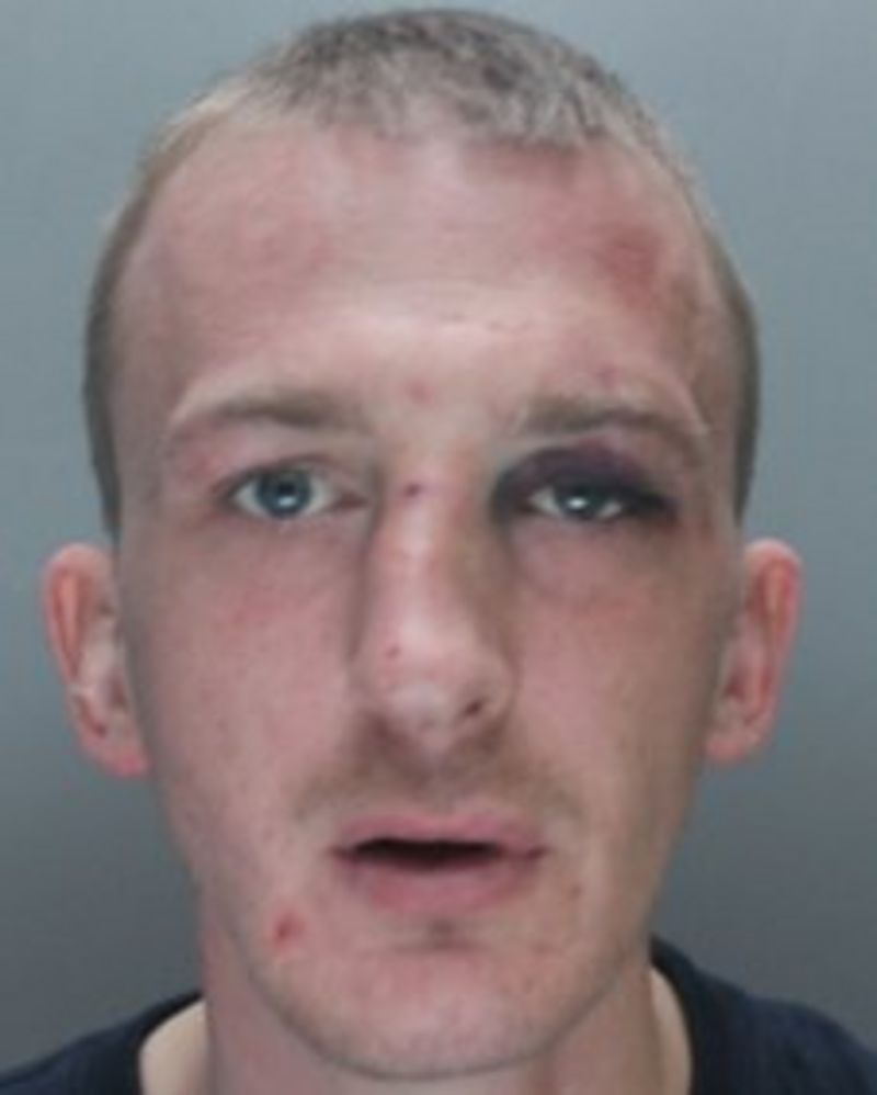 Tuebrook stabbing: Liverpool man gets life for murder - BBC News