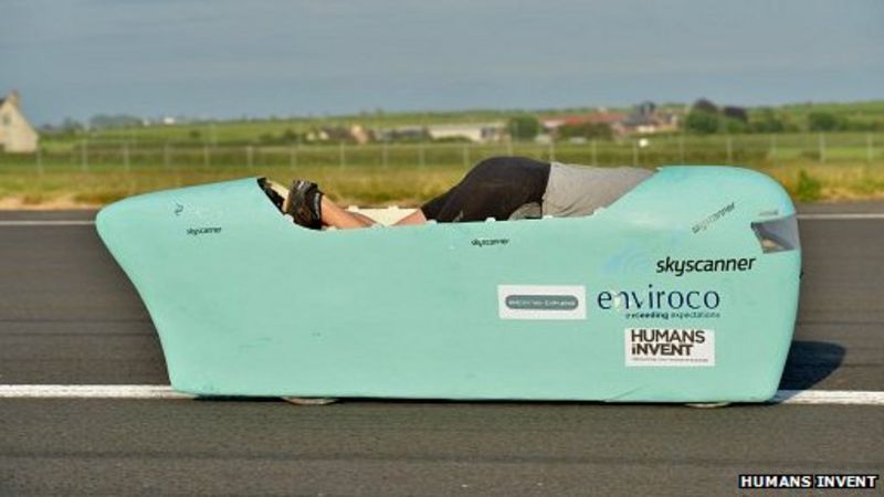 Graeme Obree sets prone cycling speed record - BBC News