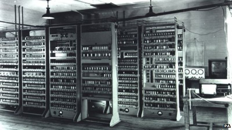 Museum celebrates women in computing - BBC News