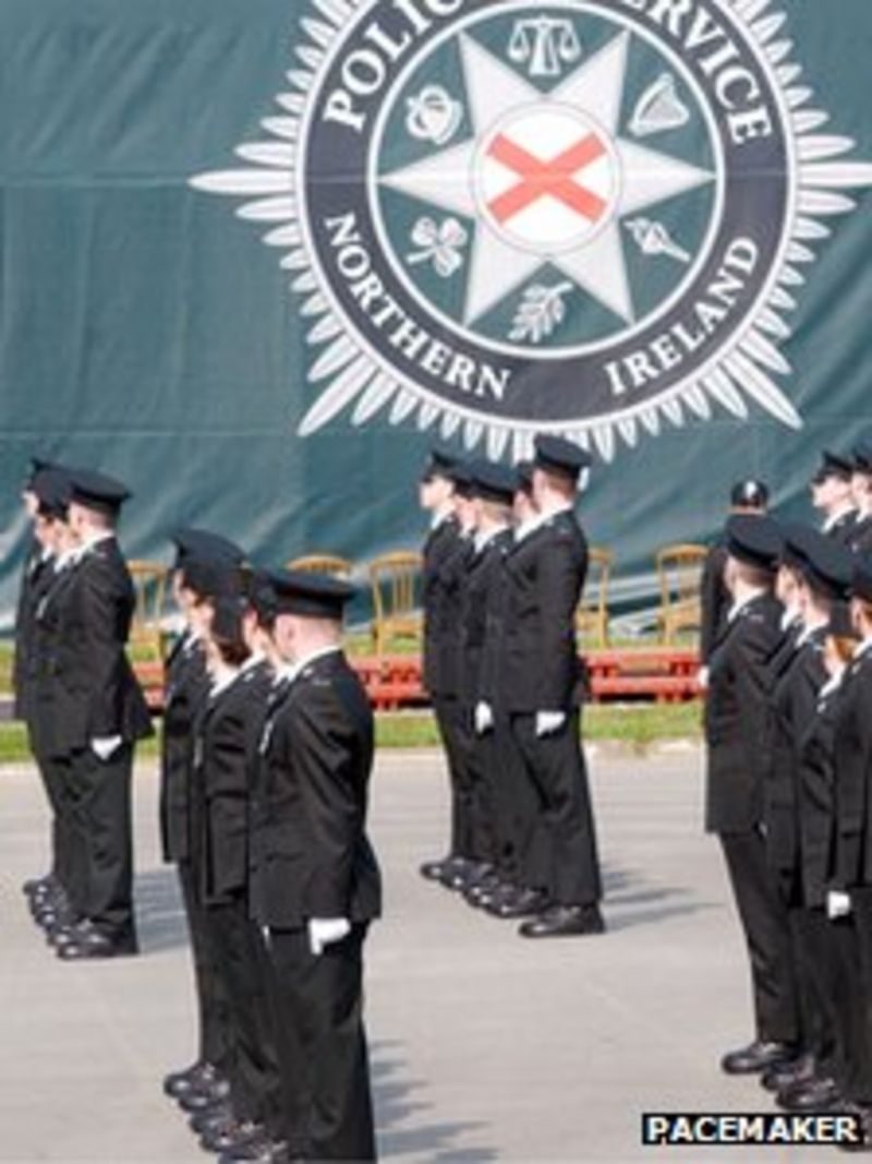PSNI recruitment drive 'a 35-year commitment' - BBC News