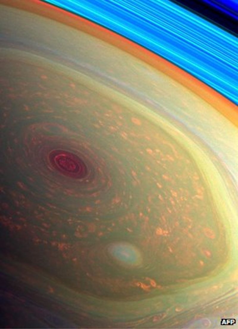 'Diamond rain' falls on Saturn and Jupiter - BBC News