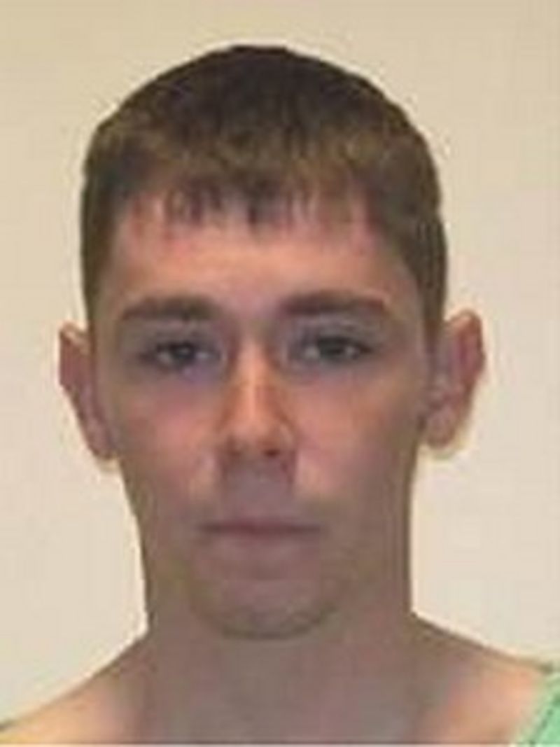 Oatis Fowler: Gunman jailed for shooting Fife women - BBC News