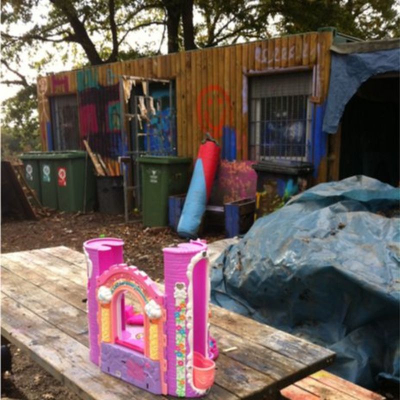 'Junk' playground The Land, Wrexham inspires US guests - BBC News