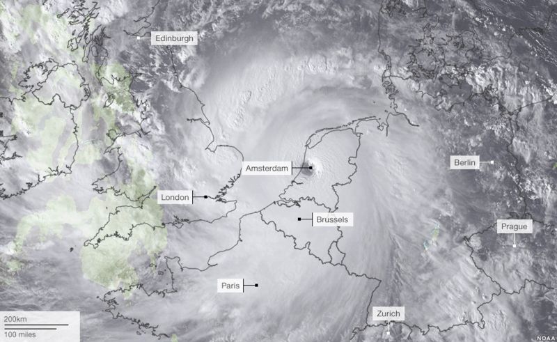 Super Typhoon Haiyan: Satellite images - BBC News