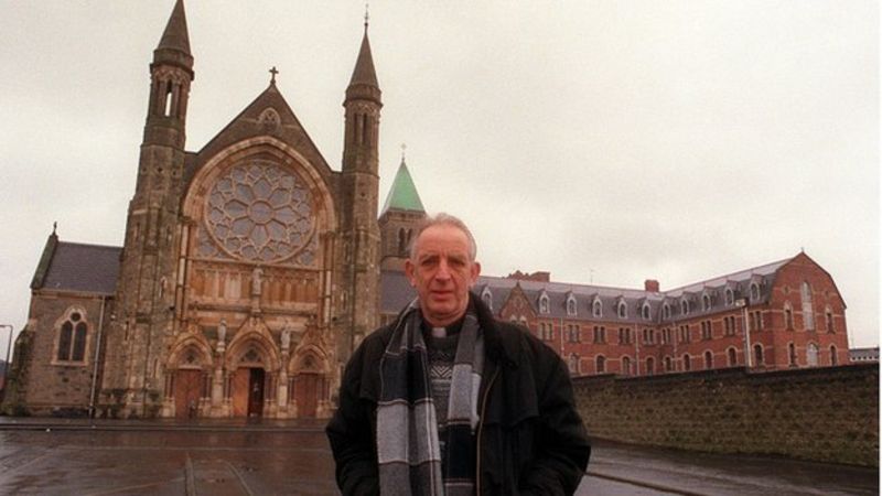 Northern Ireland peace process priest Fr Alec Reid dies - BBC News
