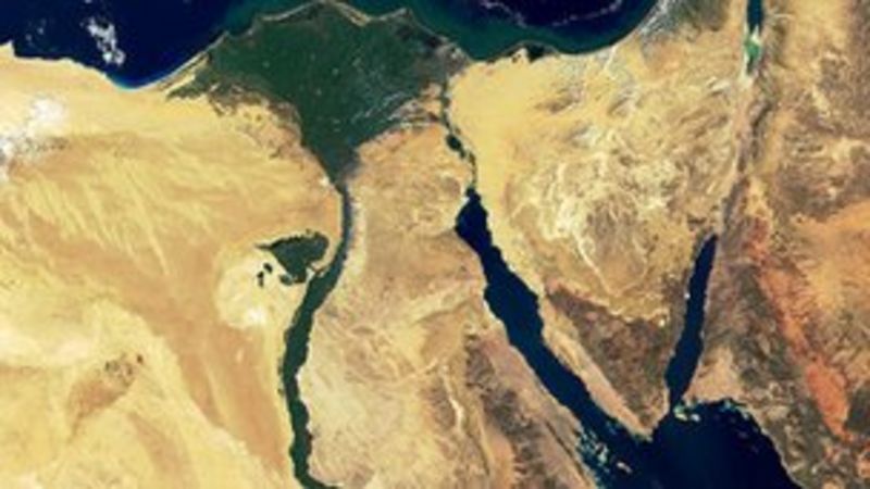 Explorer Levison Wood takes on River Nile walk - BBC News