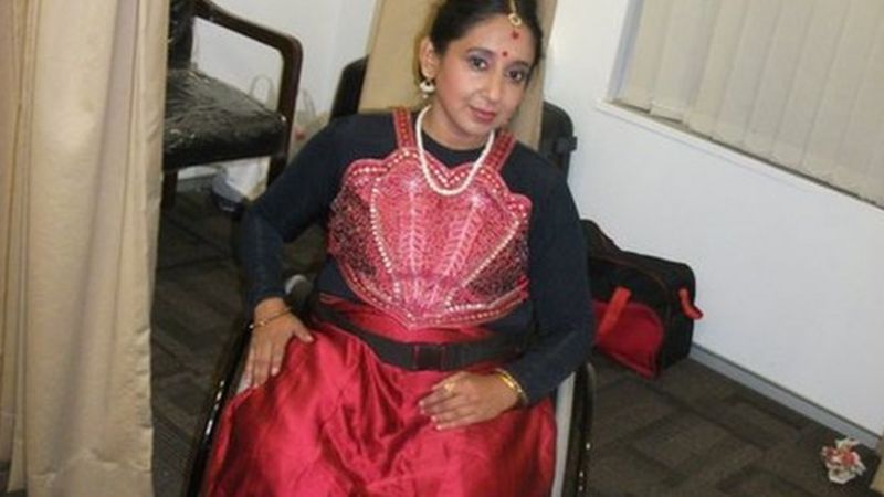 How India's Miss Wheelchair winners are overcoming challenge - BBC News