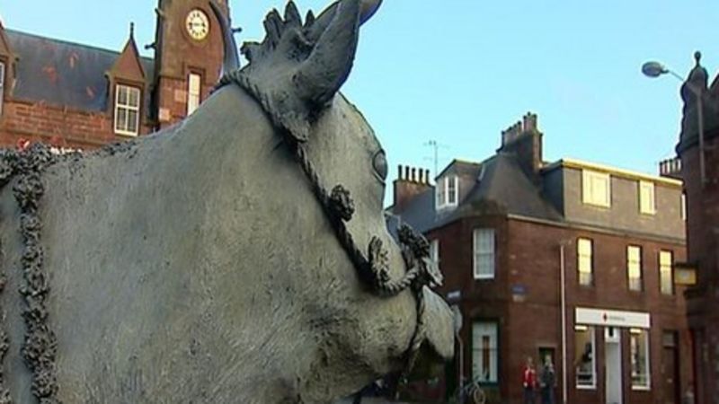 'Turra coo' tax protest remembered 100 years on - BBC News