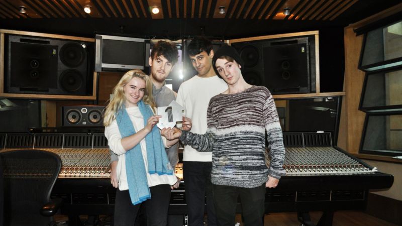 Clean Bandit: A classical approach to pop music - BBC News