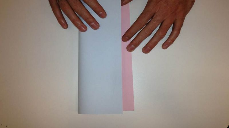 Guide: How to make perfect paper planes - BBC Newsround