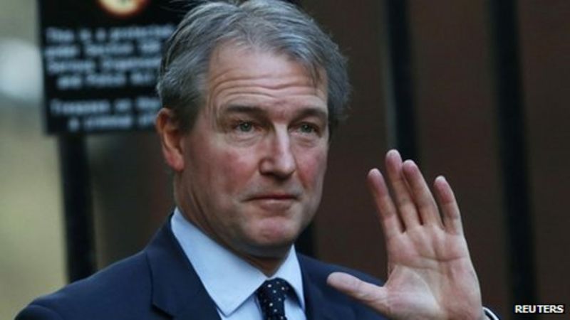 MP Owen Paterson to have urgent operation on detached retina - BBC News