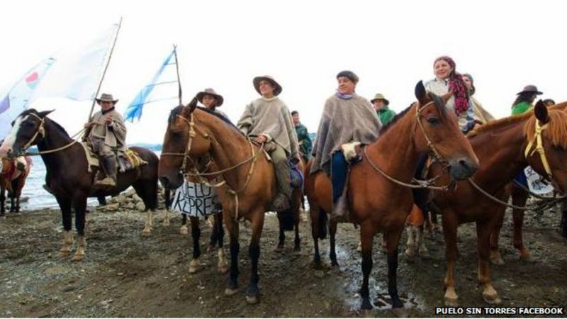 Chile: Indigenous women ride to rescue Patagonia valley - BBC News