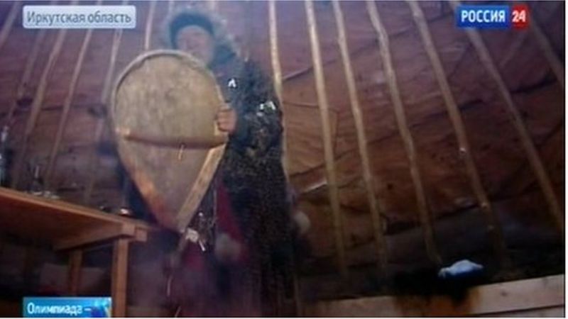 Russia: Siberian shaman prays for Olympic luck - BBC News