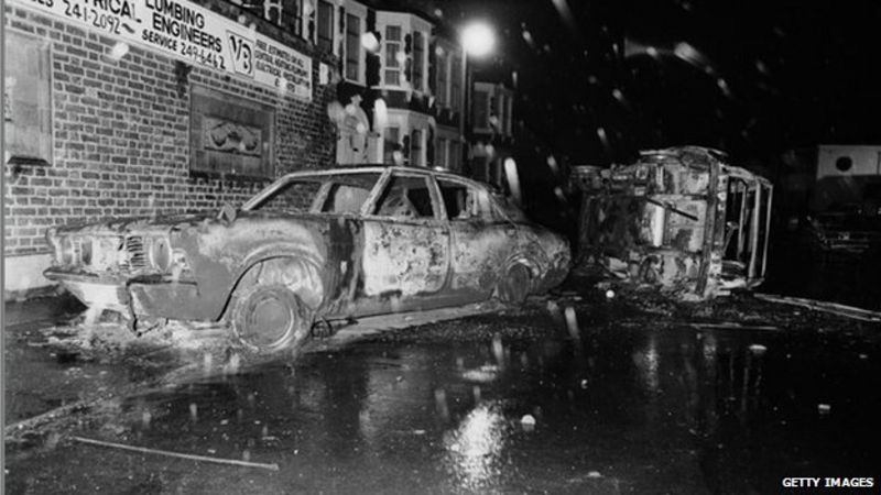 What caused the 1985 Tottenham Broadwater Farm riot? - BBC News