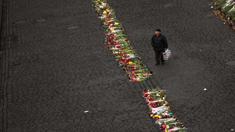 Day in pictures: 27 February 2014 - BBC News