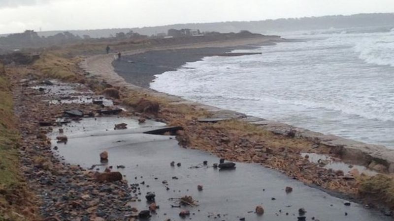 Channel Islands flooded after 'highest tide of the year' - BBC News