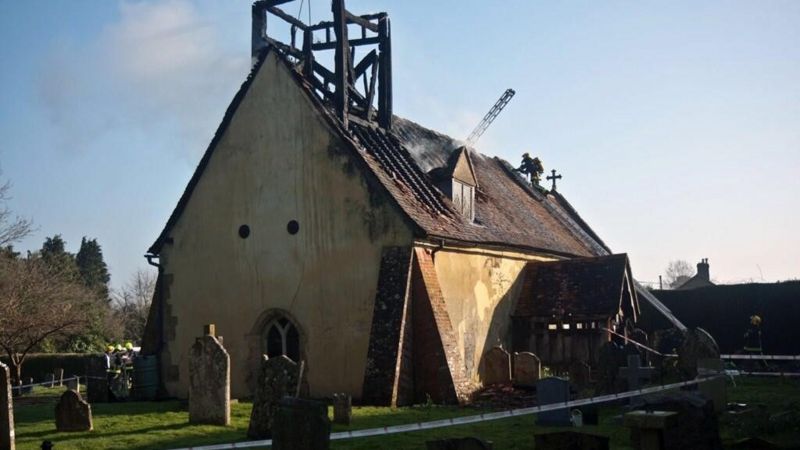 Ropley church gutted by blaze - BBC News
