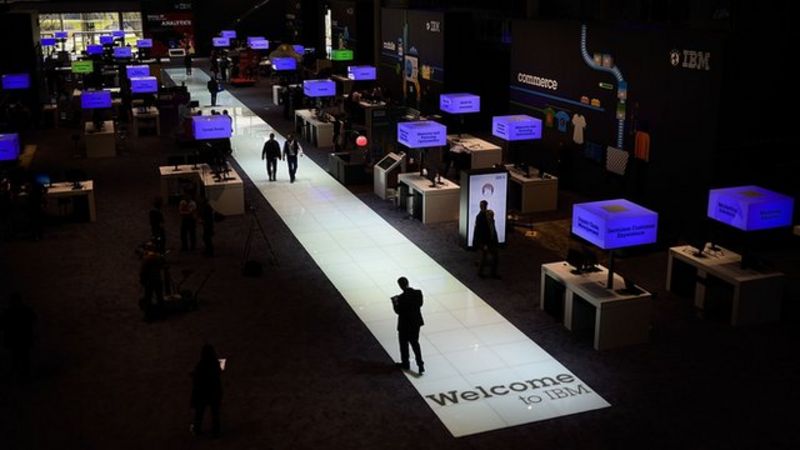 Intel builds 'world's smallest' 3G modem - BBC News