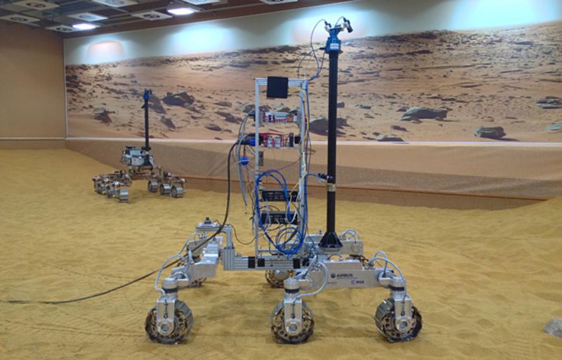 'Mars yard' to test European rover - BBC News