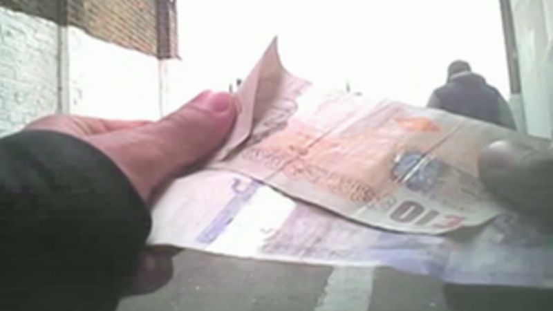 'Black market' for stolen smartphones exposed - BBC News