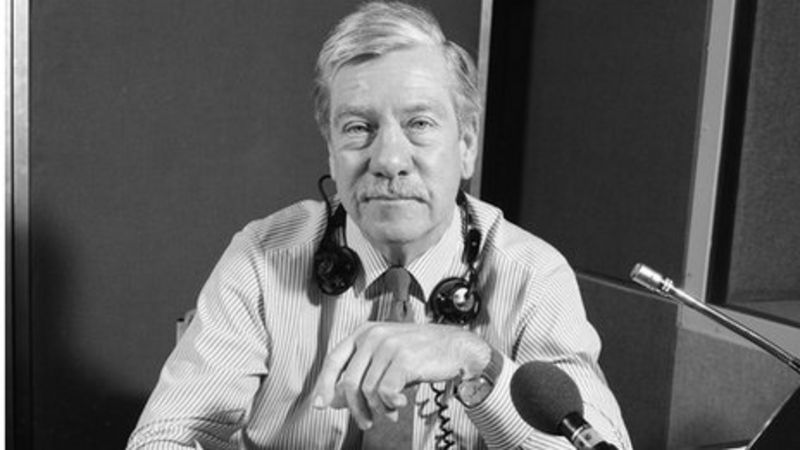 The Food Programme founder Derek Cooper dies, aged 88 - BBC News