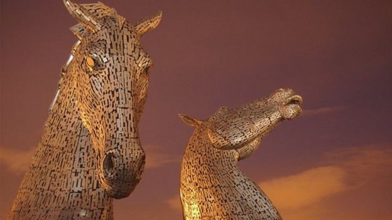 Leopard sculpture unveiled in Aberdeen by Kelpies creator Andy Scott ...