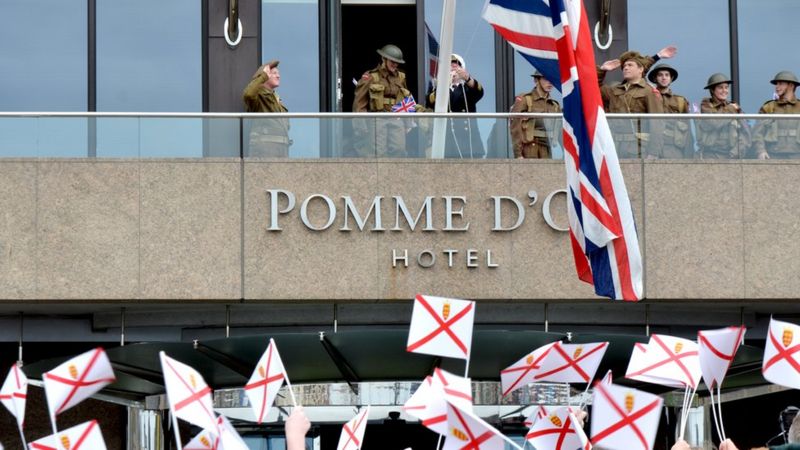 In Pictures: Jersey Liberation Day 2014 - BBC News