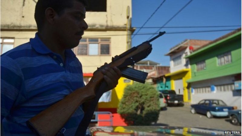 Mexico 'Los Rojos crime cartel boss' arrested - BBC News