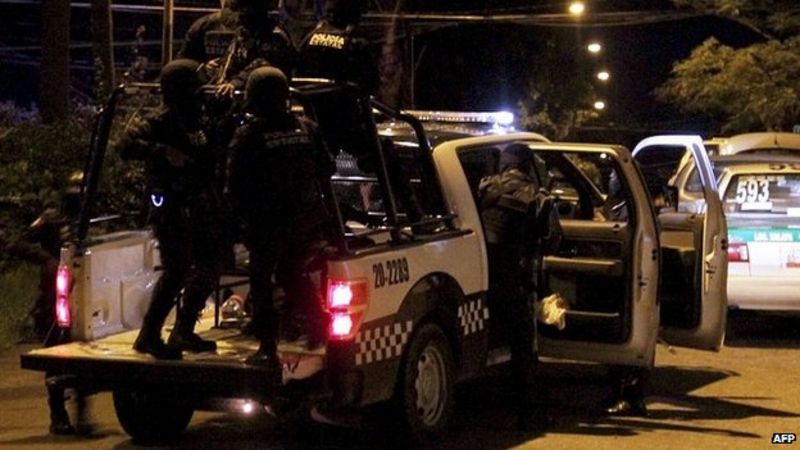 Mexico doubles prison sentences for kidnapping - BBC News