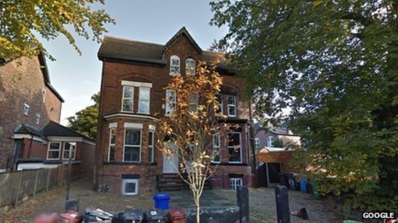 Floor collapses at Fallowfield student house party - BBC News
