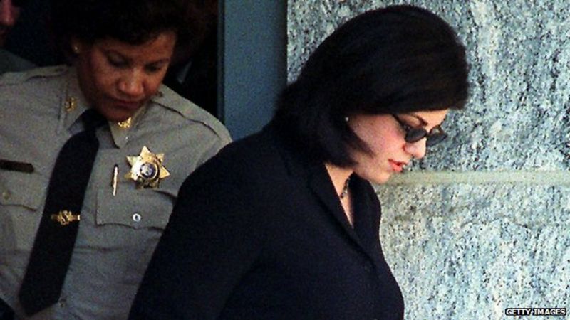 Hillary Clinton memoir: Five things to know - BBC News