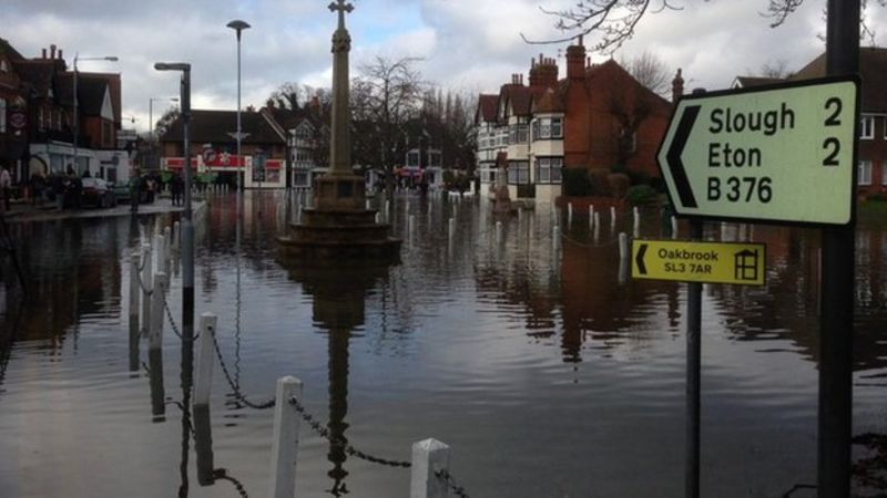 Windsor and Maidenhead borough gets £2.1m flood repair grant - BBC News