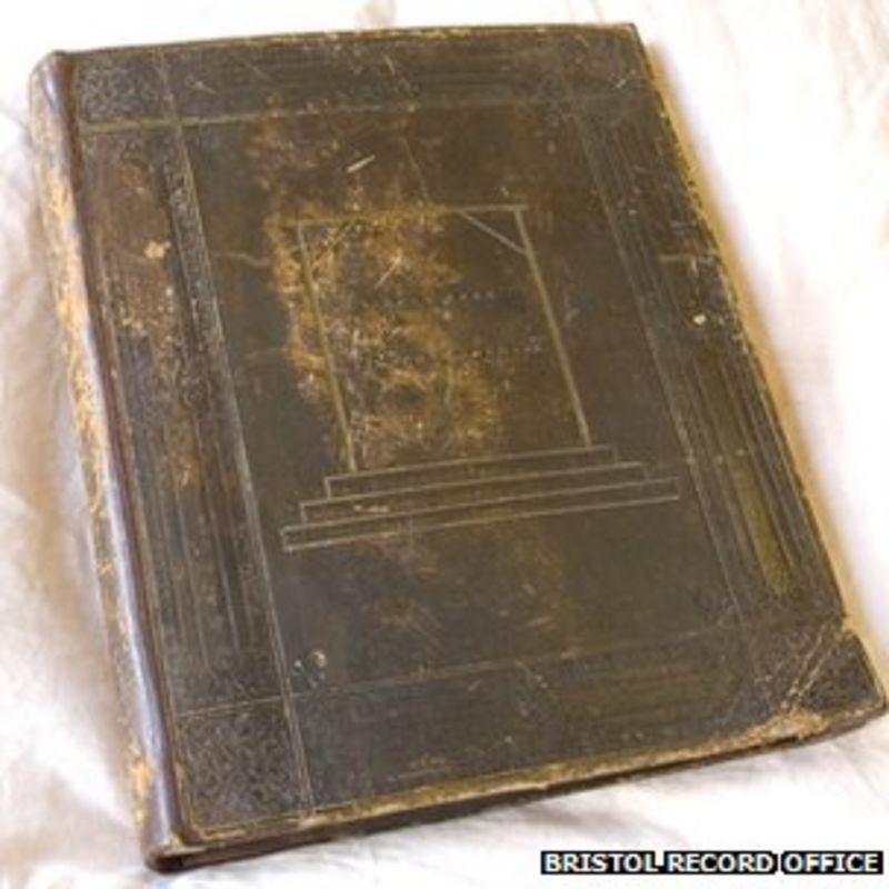 The macabre world of books bound in human skin - BBC News