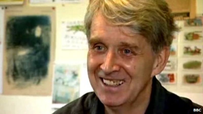 Allan Ahlberg turns down Amazon-sponsored award - BBC News