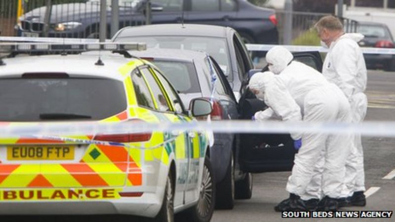 Luton 'car crash' was plan to kill love rival - BBC News