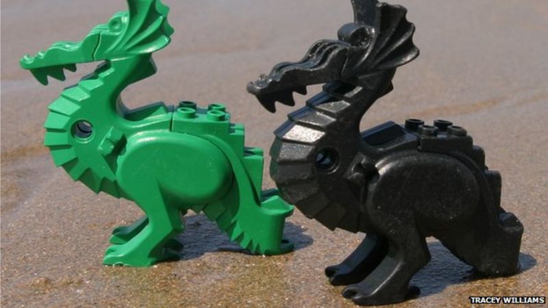 The Cornish beaches where Lego keeps washing up - BBC News