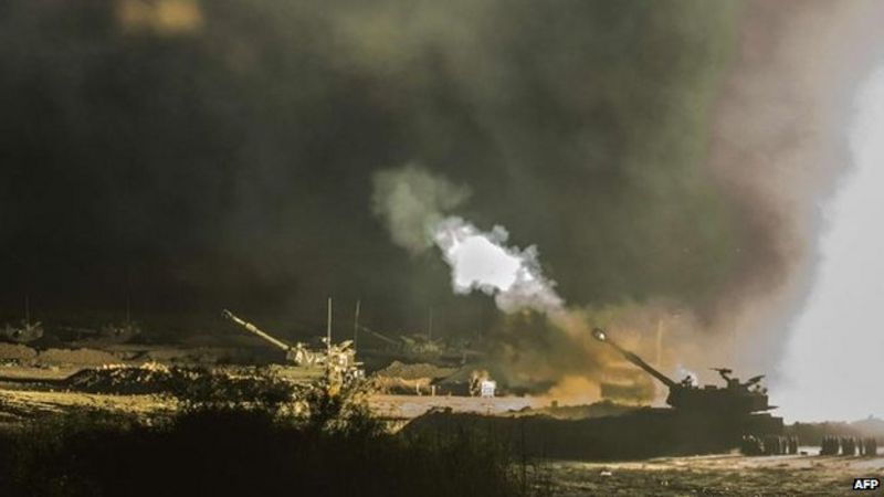 Gaza conflict: US and UN condemn school shelling - BBC News