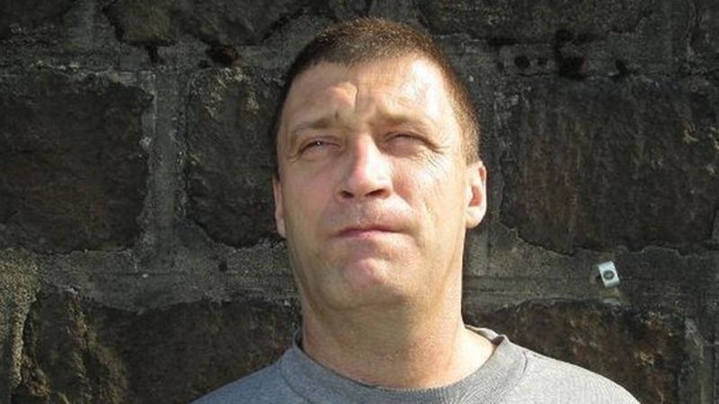 Police Issue Cctv In Search For Missing Sex Offender Bbc News