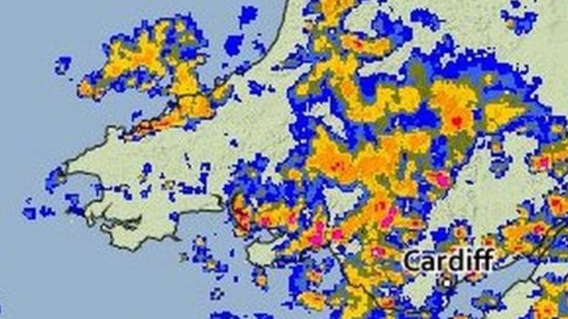 Rain brings flash flooding to Cardiff area - BBC News