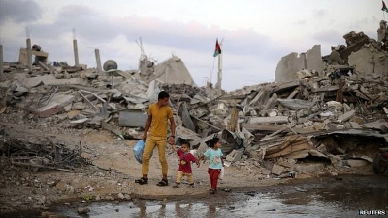 Gaza ceasefire 'extended by a day' after Cairo talks - BBC News
