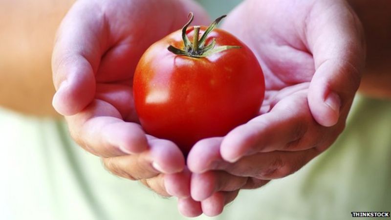 Tomatoes 'important in prostate cancer prevention' - BBC News