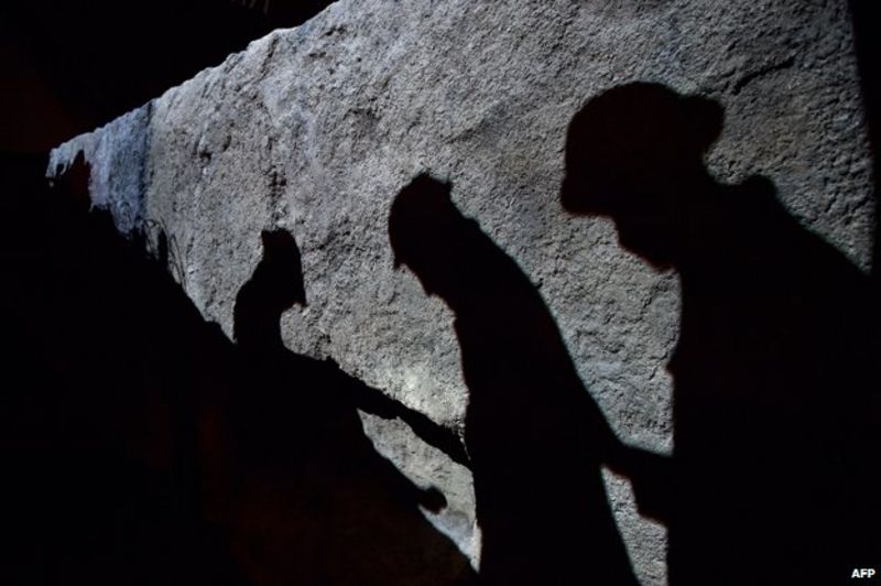 A Point of View: The long shadows of war - BBC News