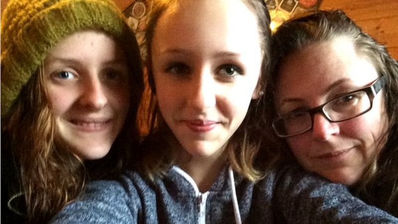 Alice Gross: Reconstruction of last movements - BBC News